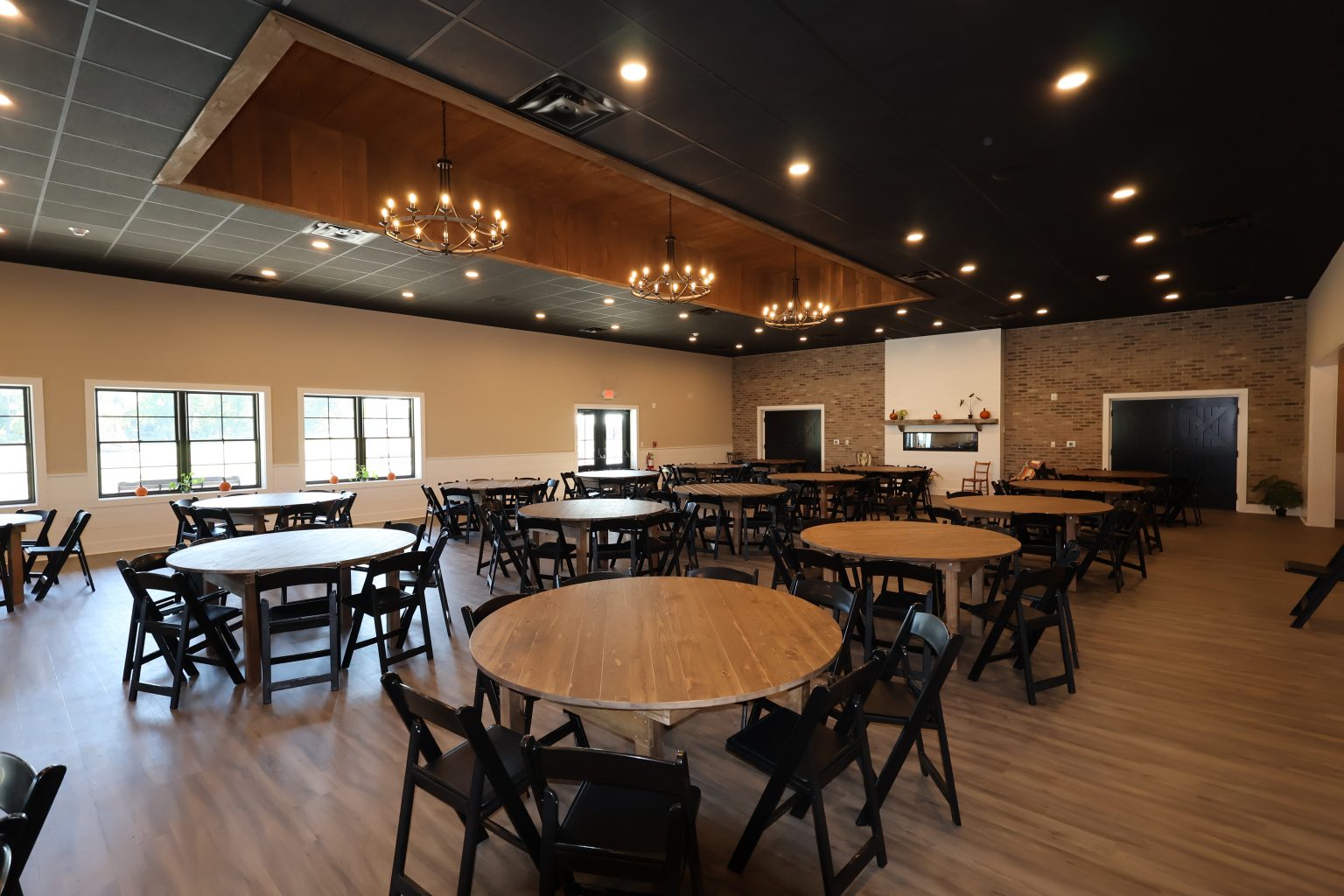 About Us: Coombs Barnyard's Family Farm - COOMBS BARNYARD